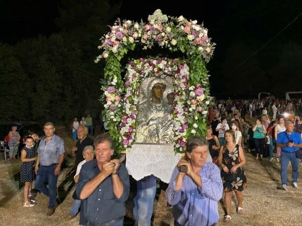 eKorinthos • ΜΕ ΤΗΝ ΠΑΡΟΥΣΙΑ ΧΙΛΙΑΔΩΝ ΠΙΣΤΩΝ ΠΡΑΓΜΑΤΟΠΟΙΗΘΗΚΕ ΤΟ ...