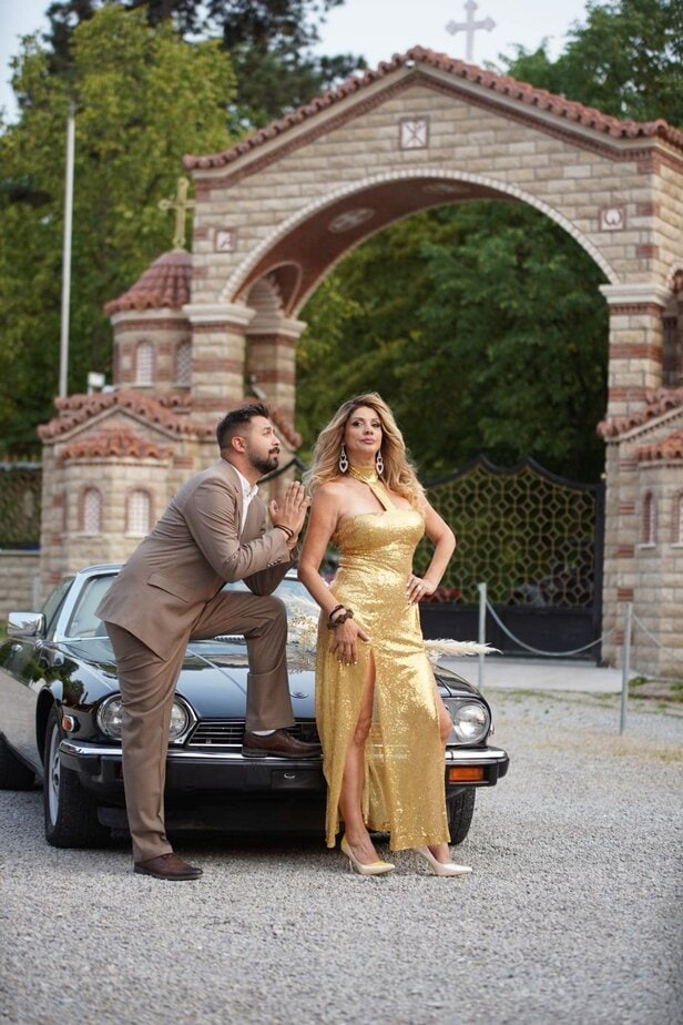 eKorinthos • Αχ! Αυτή η θεία μας!