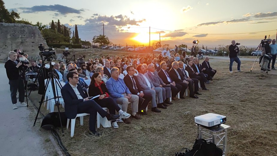 eKorinthos • Στα Βήματα του Αποστόλου Παύλου: Ένα Σημαντικό Αφιέρωμα ...